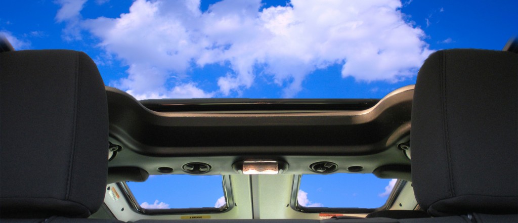 Custom Jeep Wrangler & Gladiator Sunroof Tops - JeeTops®